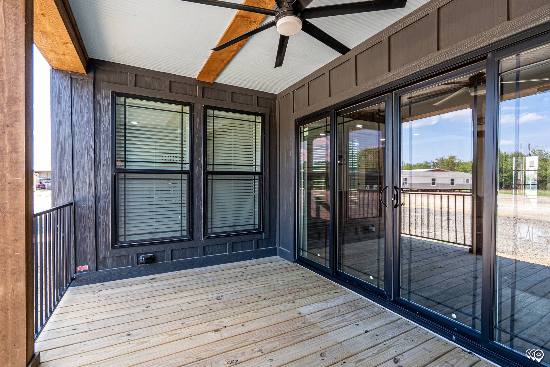 Signature Series The Ole Hay Barn DVHBSS-4503 - Texas Built Mobile Homes